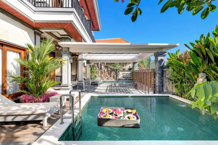Luxury Villa Uluwatu 2, Spacious 5br In Uluwatu - Uluwatu