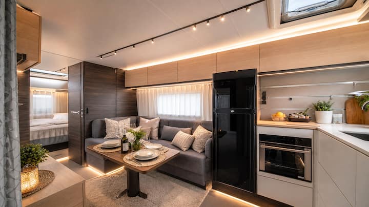 Luxus Caravan Am Lago Maggiore In Vira - Gambarogno