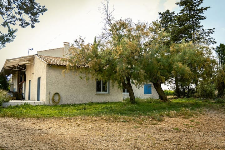 Gîte à La Campagne Dans Le Gard - Arles