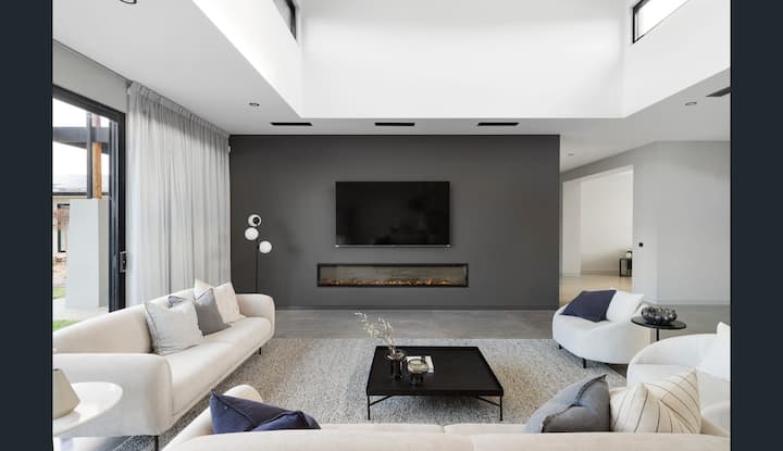 Luxury Off-grid Estate - Macedon Ranges Shire