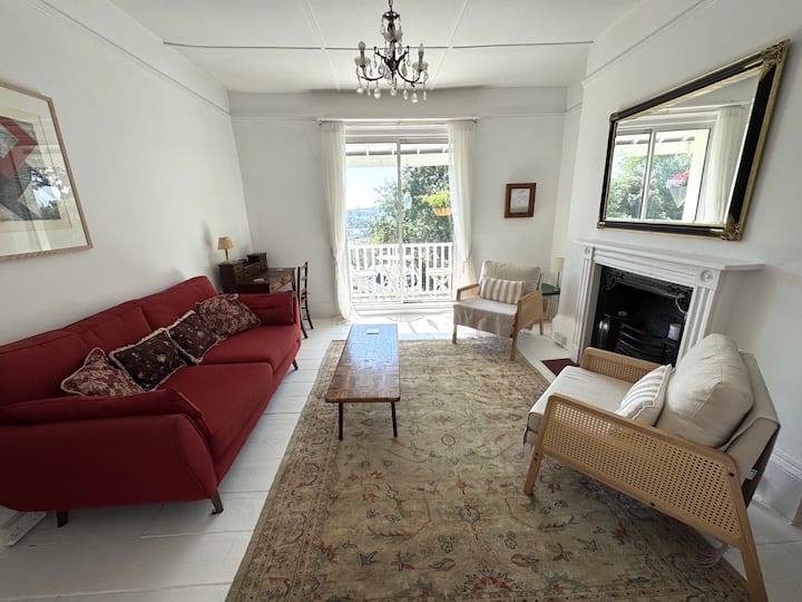 Stunning Hastings Old Town Duplex. Views & Parking - Kent