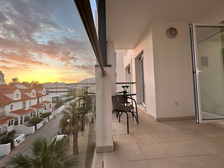 Apartamento A 1 Min Del Puerto De Estepona - Estepona