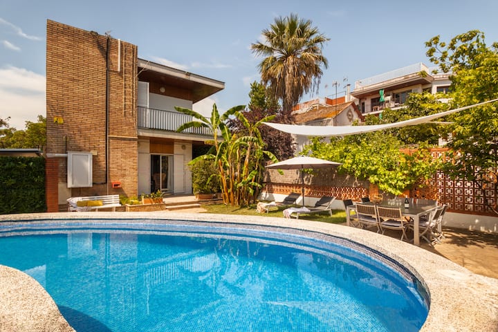 ¡Casa Con Piscina En La Playa! - Casteldefels