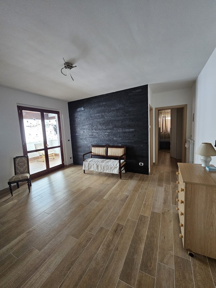 3 Locali Moderno E Nuovo - Grosseto