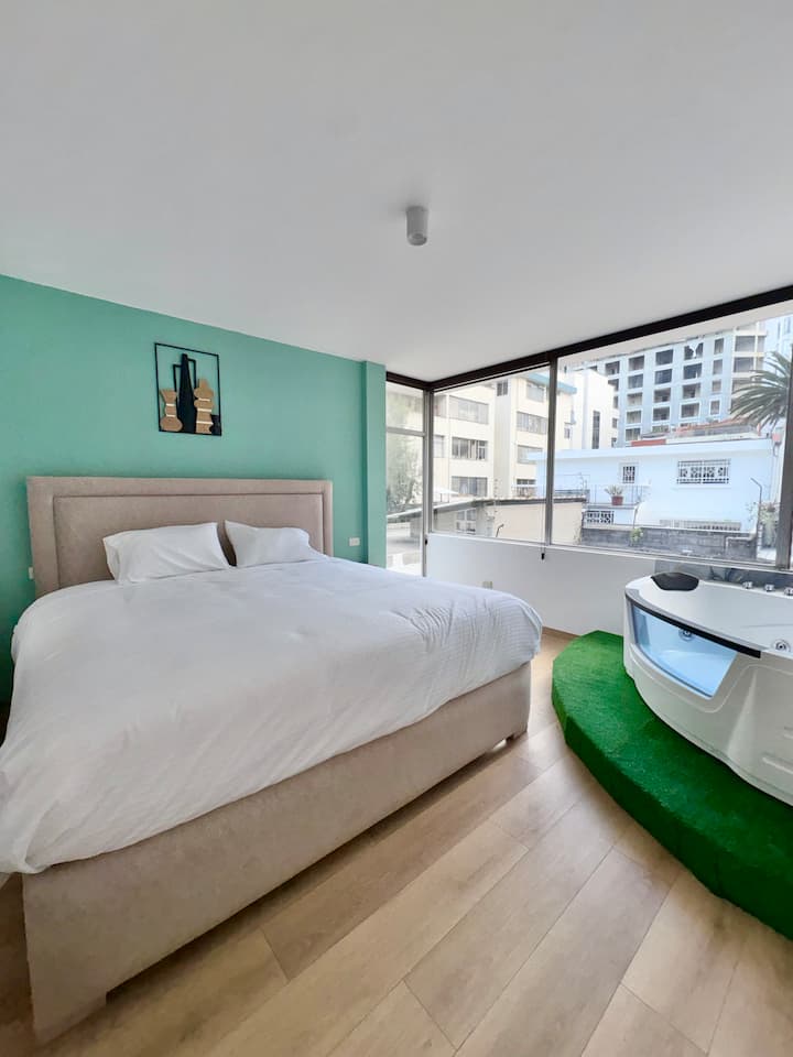 Alojamiento Privado 5 Habitaciones 5 Baños+parking - Quito