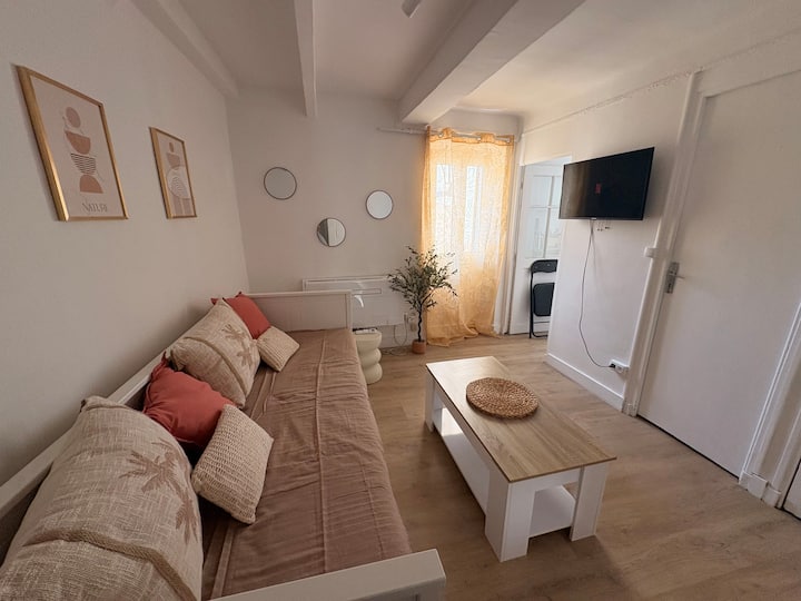 Studio Climatisé Proche De La Mer - La Garde