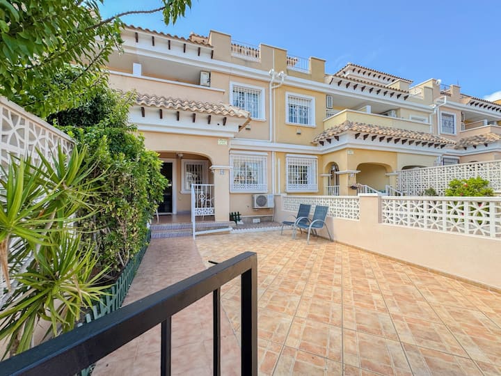 Br711 Townhouse In The Popular Residential Molino! - Torrevieja