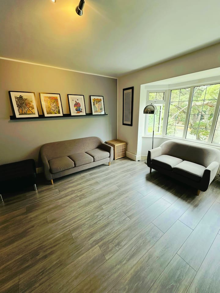 Amazing & Quiet Flat, Steps Away From The Beach! - Bournemouth