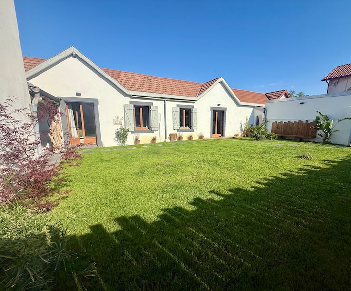 Maison De Charme Au Calme, Jardin Clos - Anglet