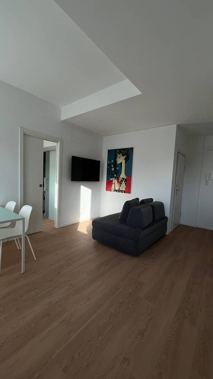 Casa Picasso Con Parcheggio Privato - Pescara