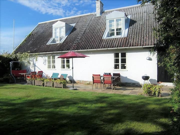 Lovely Holiday Home In Typical Skåne House - Höganäs
