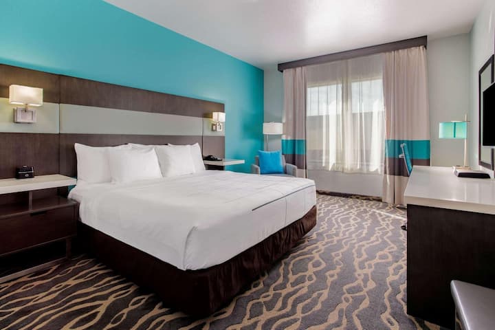 Laquinta Northlake | King Studio | Dfw Access - Roanoke, TX