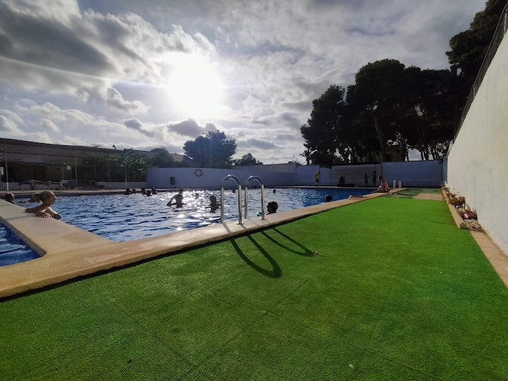 Casita En Camping - El Campello