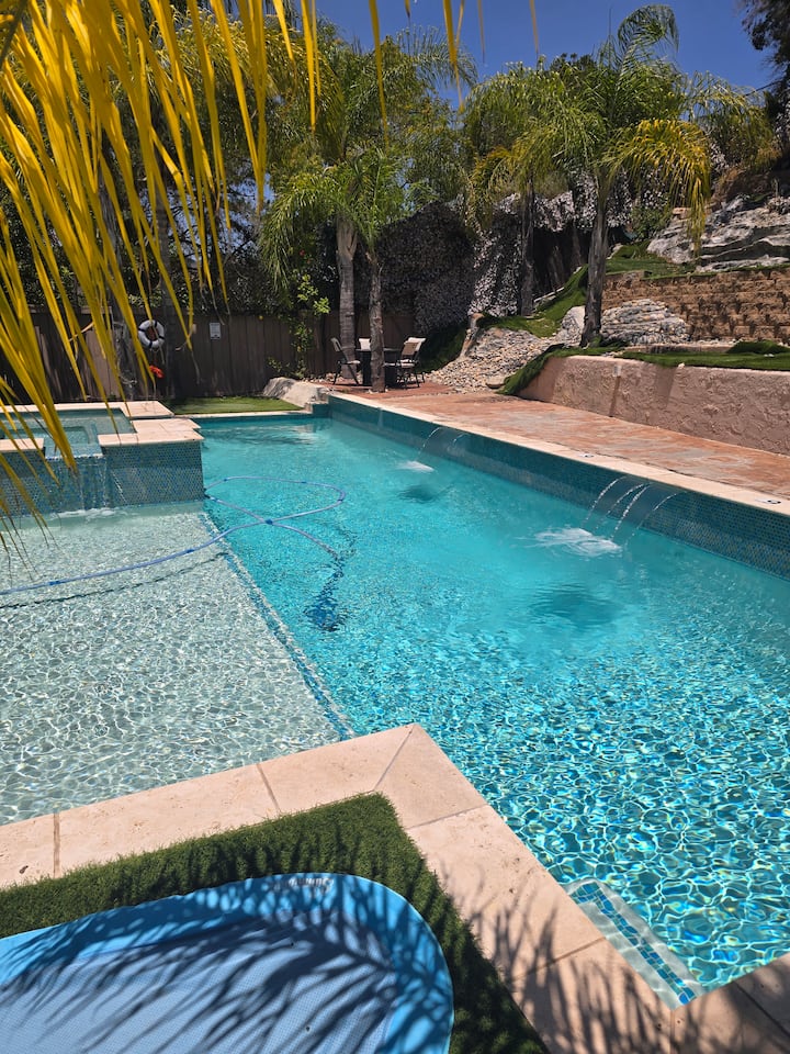 Saltwater Pool & Sauna Retreat - Mira Mesa - San Diego