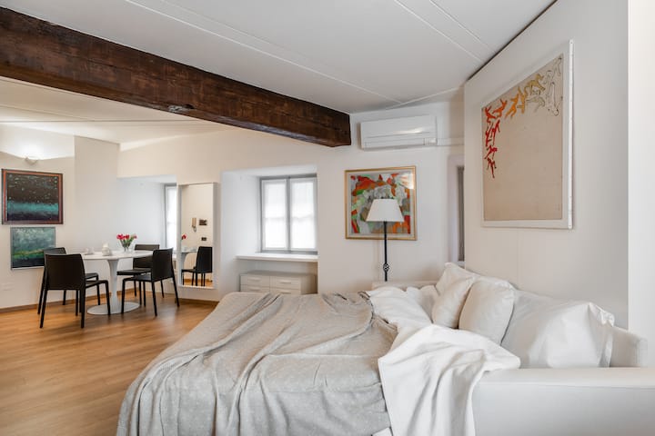 Nuccia Studio By J&co Homes - Como