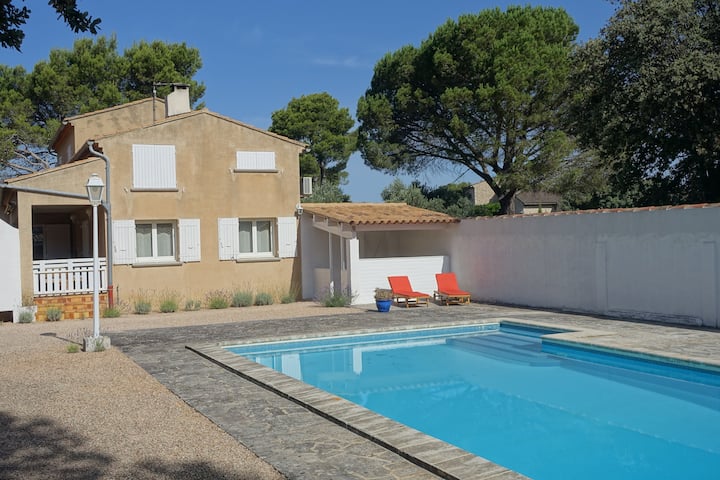 Joli Gîte Avec Piscine - Cavaillon