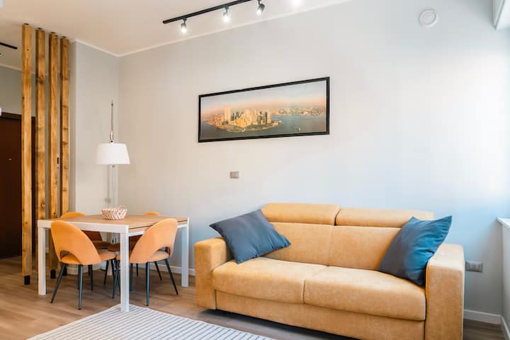 Charming Apartment In The City Center - Verbania