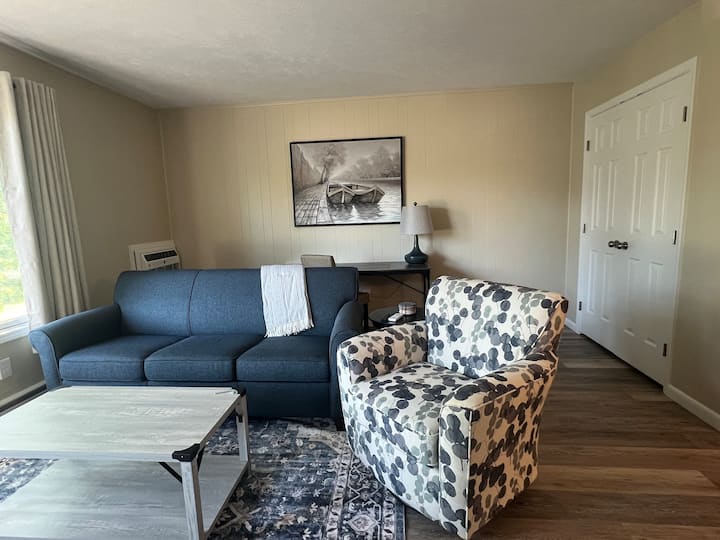 Quiet 2br Apartment - Medical & Corporate Stays - ランシング, MI
