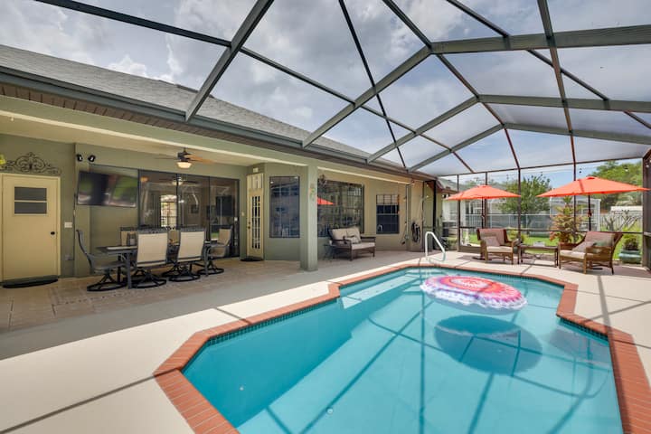 Weeki Wachee Retreat: Heated Pool And Fenced Yard - Spring Hill, FL