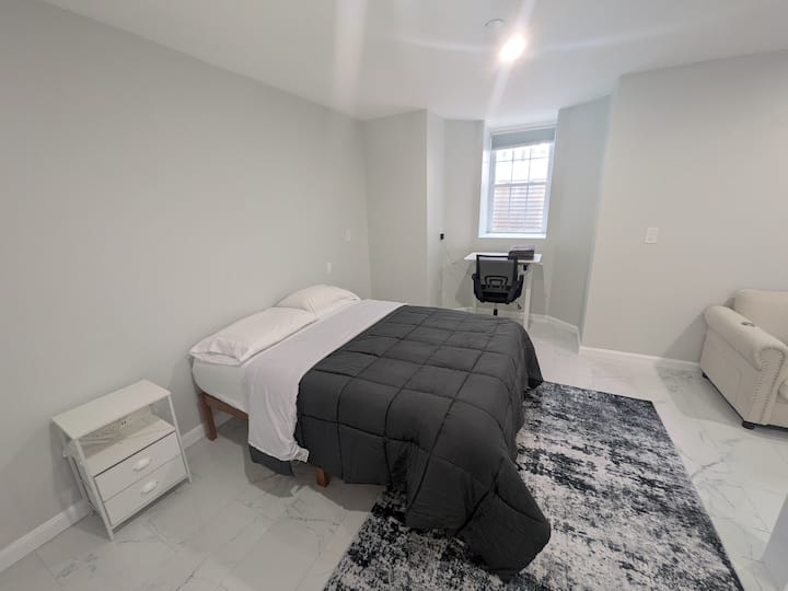 Garden Level 1 Bedroom Unit - Arlington, MA