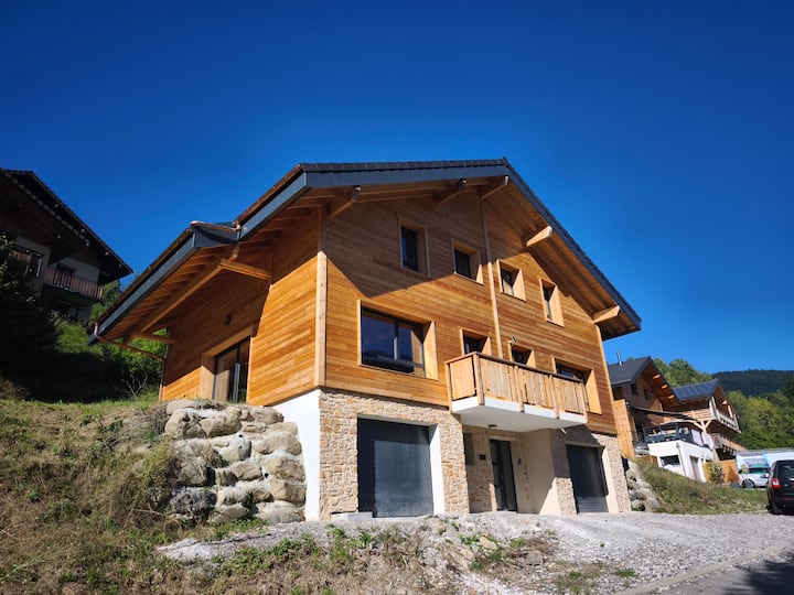 Chalet Neuf Avec Terrasse Panoramique - La Clusaz