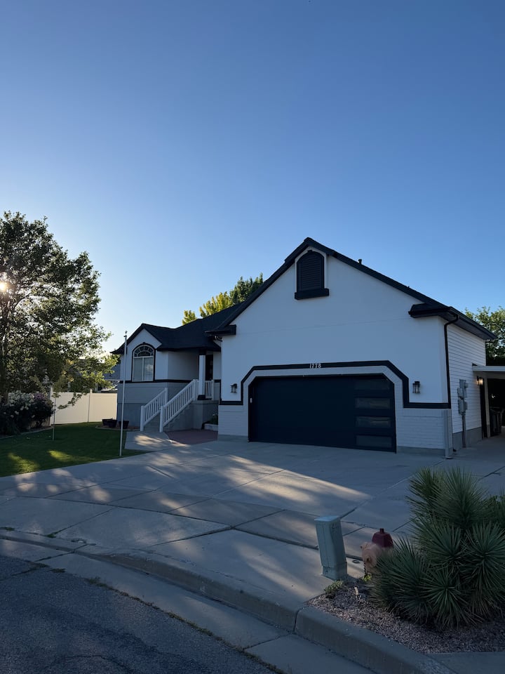 Spacious 7br Home Near Downtown Slc - Salt Lake City, UT