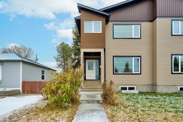 2bhk | Close To Downtown/whyte Ave/uofa - Edmonton, Canada