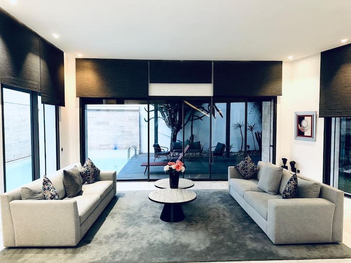Oasis De Luxe Avec Piscine Au Cœur De Casablanca - 卡薩布蘭卡