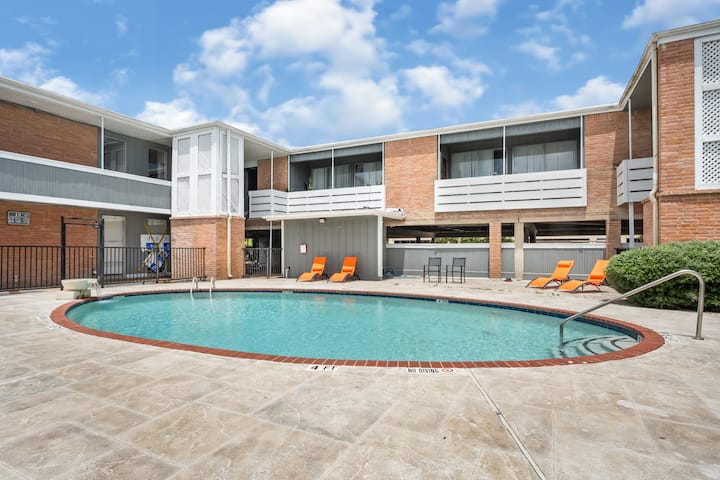 1br Near Nasa | World Cup Stay, Pool & Balcony - League City, TX