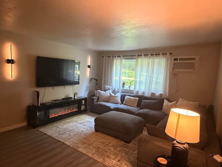 1bed 2bath Cozy Apartment/ With Pool And Laundry - 特洛伊
