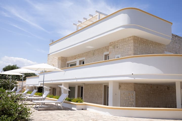 Amazing Villa On Adriatic/pontente Apartment - Monopoli