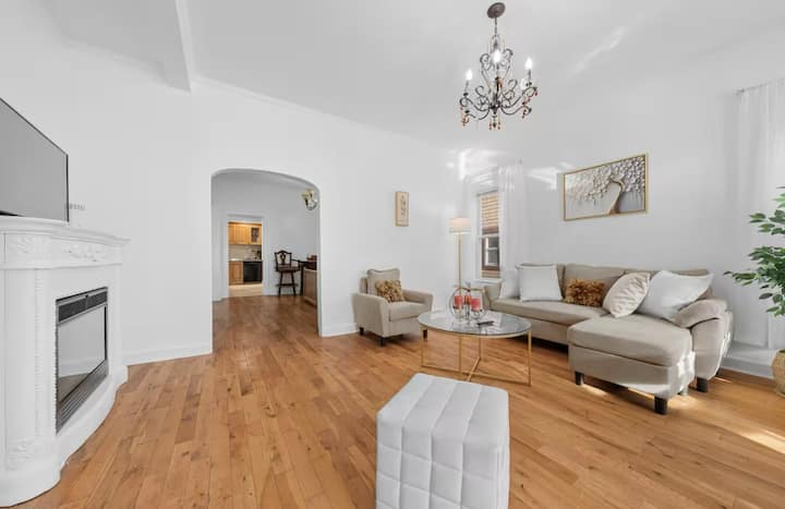 Cozi Apartment Close To Nyc Train+ Free Parking - Bayonne, NJ