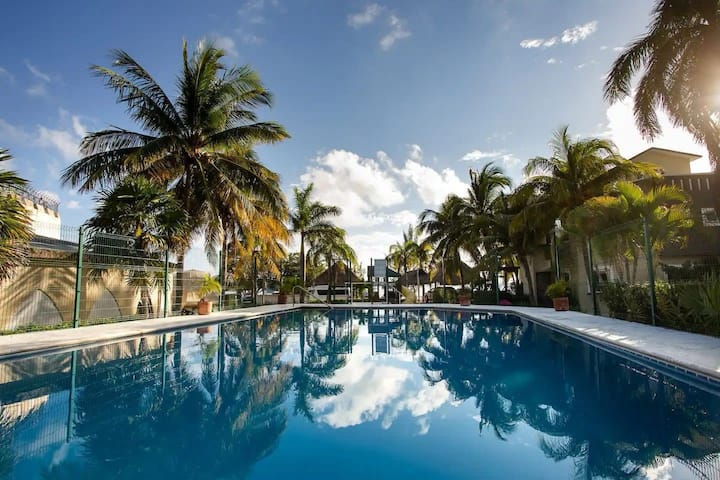 Exclusive Lagoon View Villa In Hotel Zone - Cancún