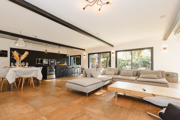 Loft Black & White - Expérience Premium - Le Rheu