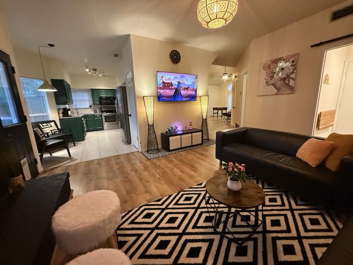 Near At&t Stadium/ Dfw Airport/ Shopping Mall - Arlington, TX