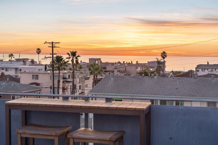Ocean View Rooftop Retreat In Hermosa - Torrance, CA