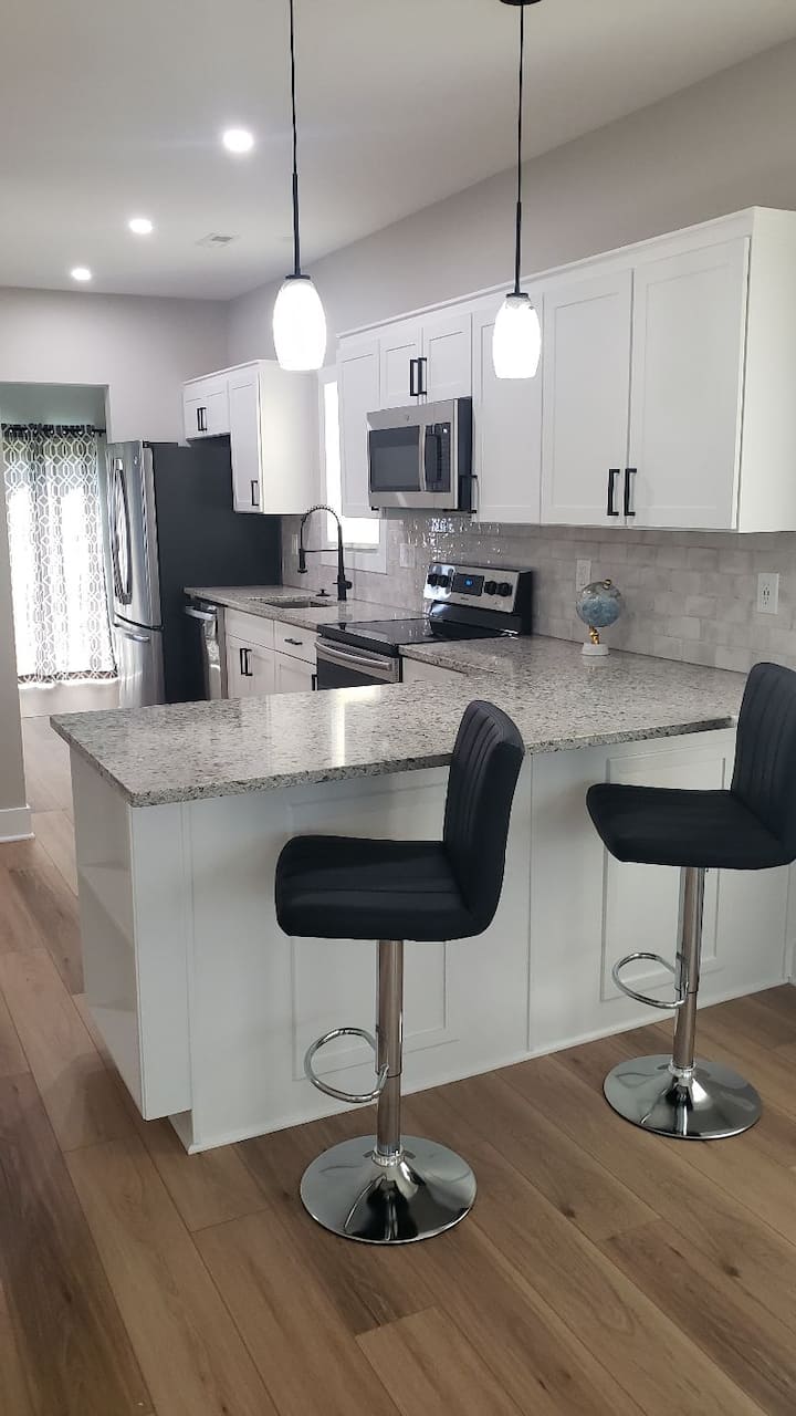 Comfy And Cozy Ranch In Fredericksburg - Fredericksburg, VA