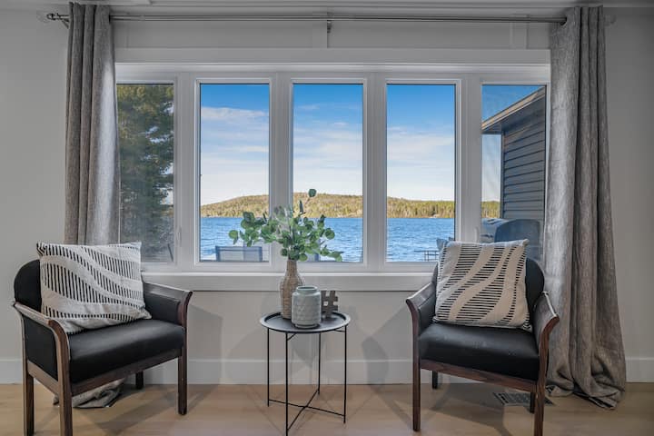 Lake St. Peter Family Retreat | Bbq+scenic Views - Ontario 60