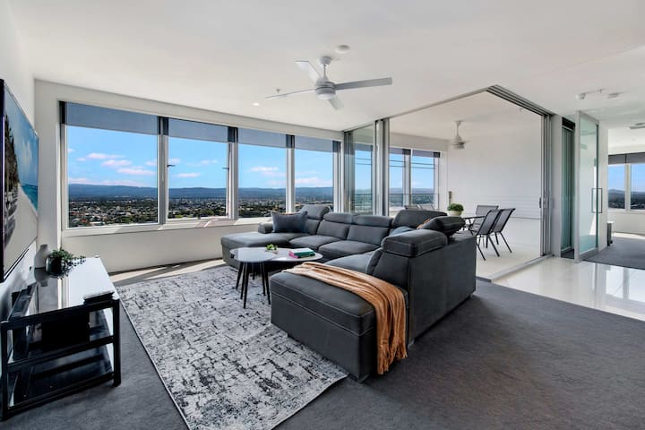 Q1 Level 31 Hinterland 3br | Surfers Paradise - Gold Coast