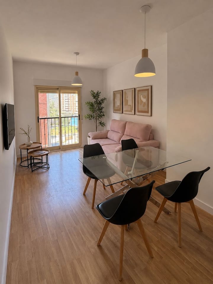 Apartamento Moderno Junto A Estación Del Mercado - Alicante