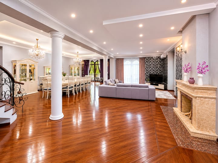 Luxury Villa With Private Pool & Garden Oasis - Uzbekistan