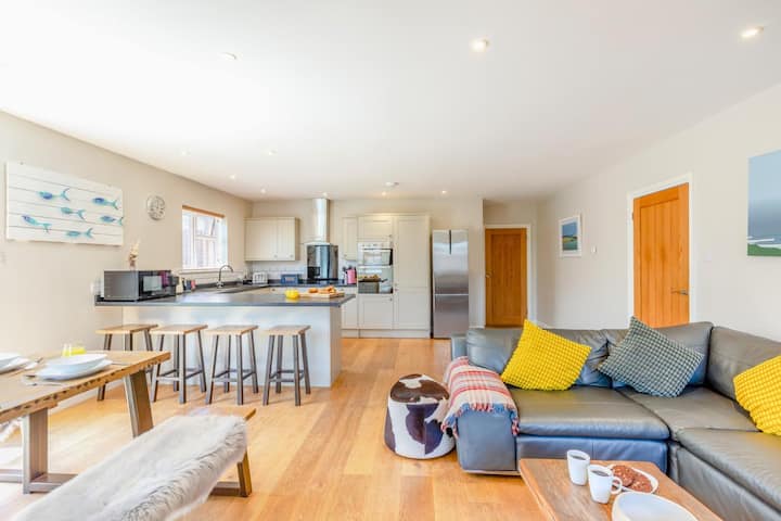 3 Bed In Widemouth Bay (Oc-g42836) - Bude