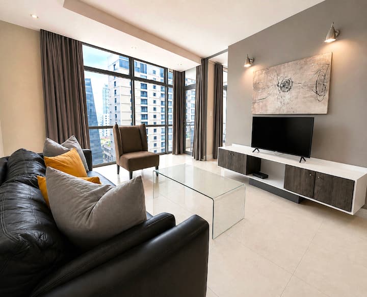 Executive 2br| Near Sandton City - Sandton