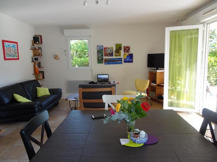 Appartement T3 En Rez De Jardin - 59 M² - Calme - Espelette