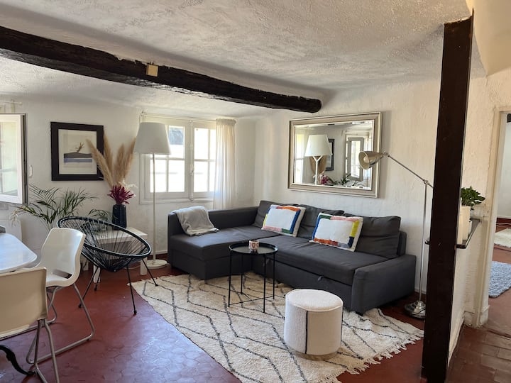 T2 De 45 M² En Plein Centre D’aix-en-provence - Meyreuil