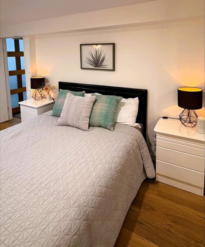 Cozy 1 Bedroom Nest - Paradise Country, Oxenford