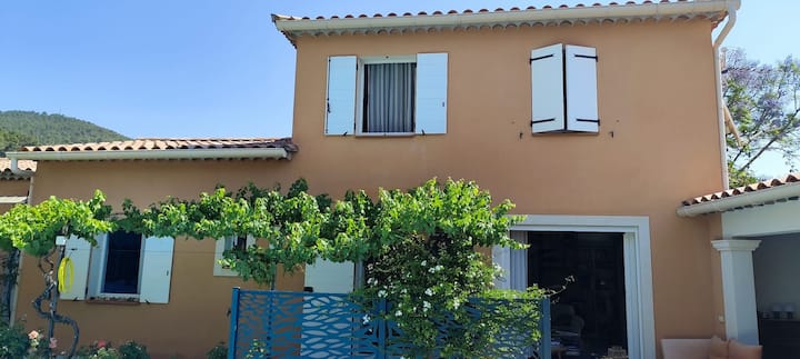 Villa Vue Coudon - Cuers
