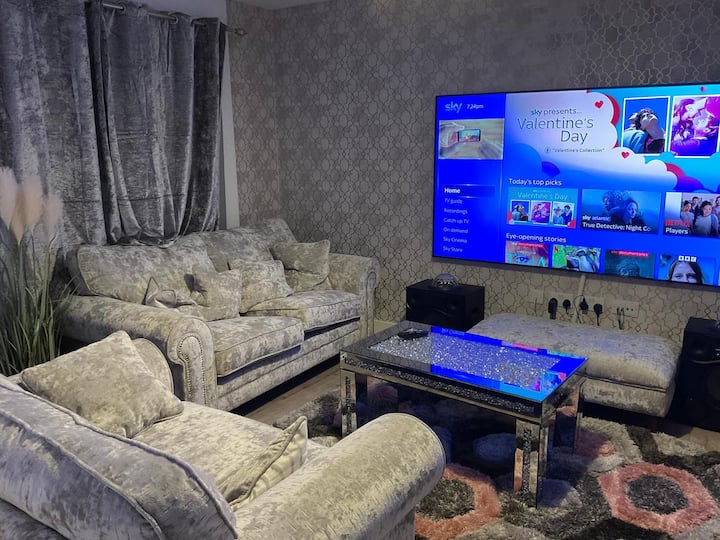 A Luxurious En-suite To Relax. - Isle of Man