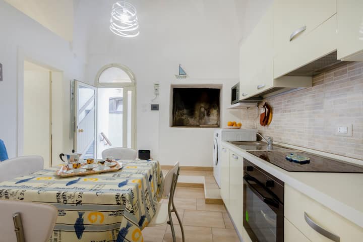 Guesthost - La Casa Di Anna - Galatone