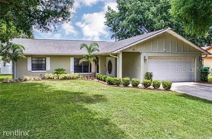 Your New Home Away From Home! - Mount Dora, FL
